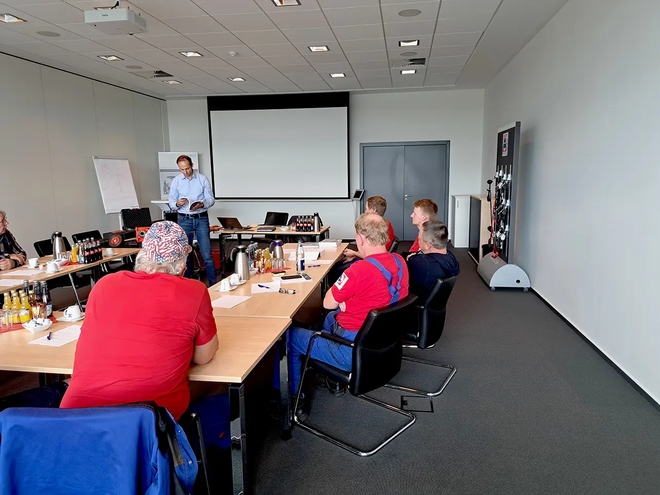 Erfolgreicher Start der AMF-Bruns Akademie - AMF-Bruns Akademie GmbH & Co. KG